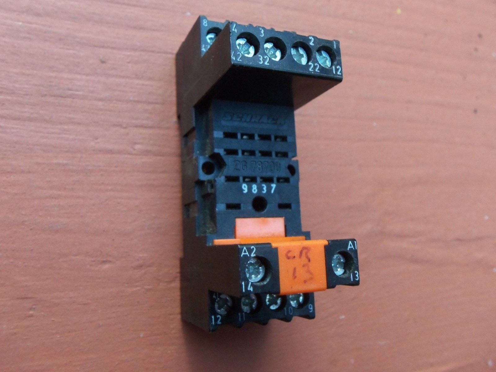 Schrack ZG78700 Relay Base Socket 14-Pin Din Rail 24VDC 6 Amp 250VAC | eBay