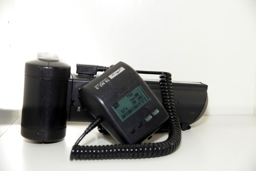 Metz Mecablitz 76 MZ-5 Digital Handle Mount Flash for Nikon for sale ...