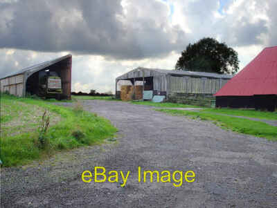 Photo 6x4 Barns at Wilgate Green Farm Throwley The gridline runs ...