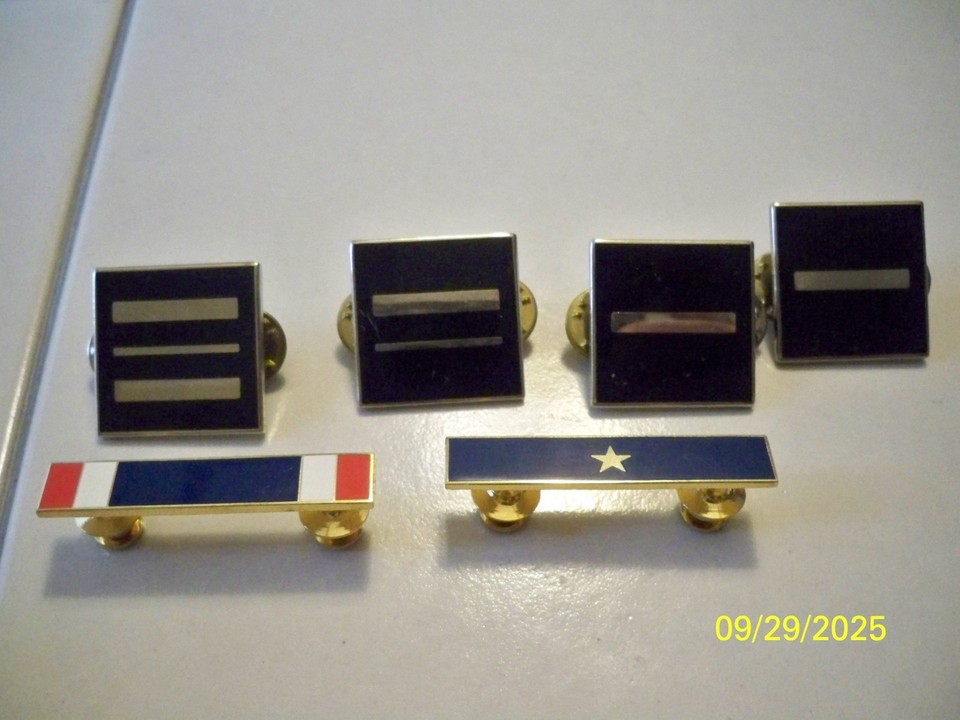 Huge Lot Vintage Military Ribbon Bars Enamel Pins Insignia Marksman ...