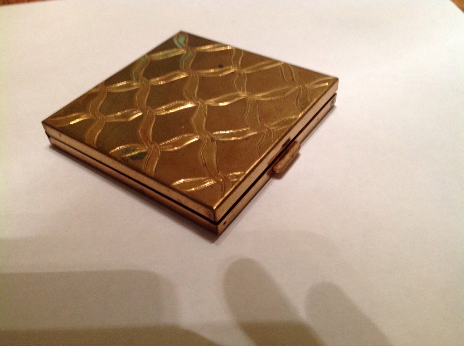 Volupte Vintage Powder Compact | eBay