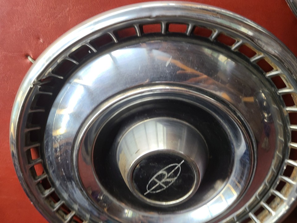 1967 67' Buick Riviera LeSabre Special Hubcap 15" Wheel Covers Hub Caps ...