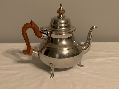 Williamsburg Stieff Pewter Tea Pot CW80-30, Wood Handle, Stands On 3 ...