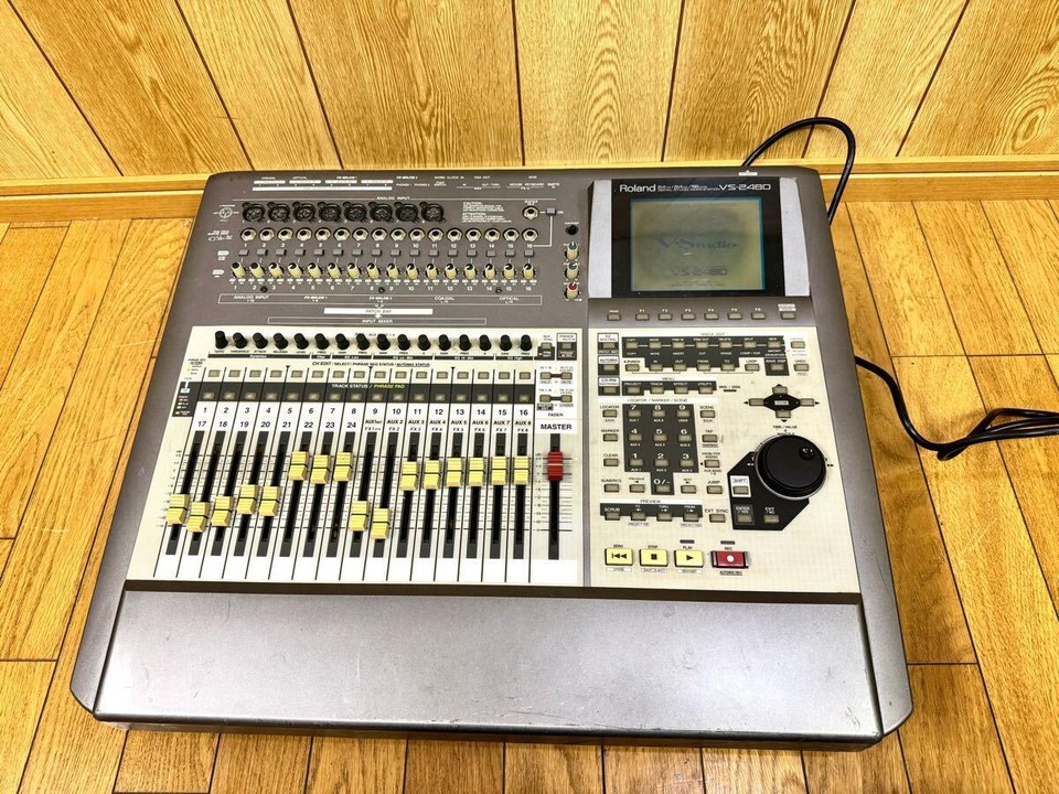 Roland VS-2480 Multitrack Recorder Digital Studio Workstation Manual ...