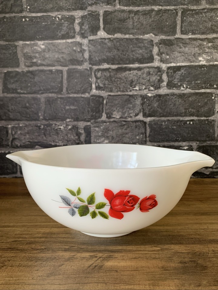 Vintage Retro Large 1960s JAJ Pyrex June Rose Cinderella Mixing Bowl ...