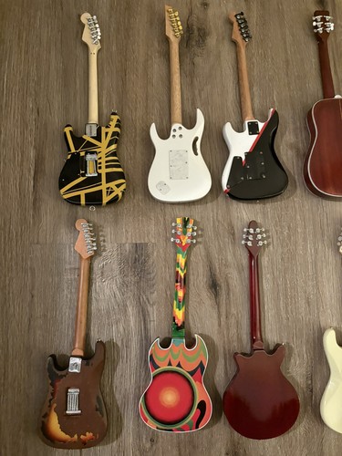 12 AXE HEAVEN Official Miniature Guitar Lot!! | eBay