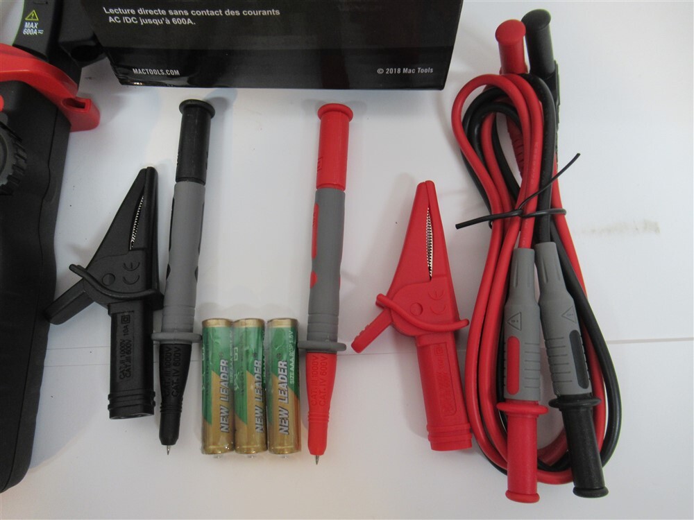 Mac Tools EM720C, Smart Digital Clamp Multimeter - Automatic Selection ...