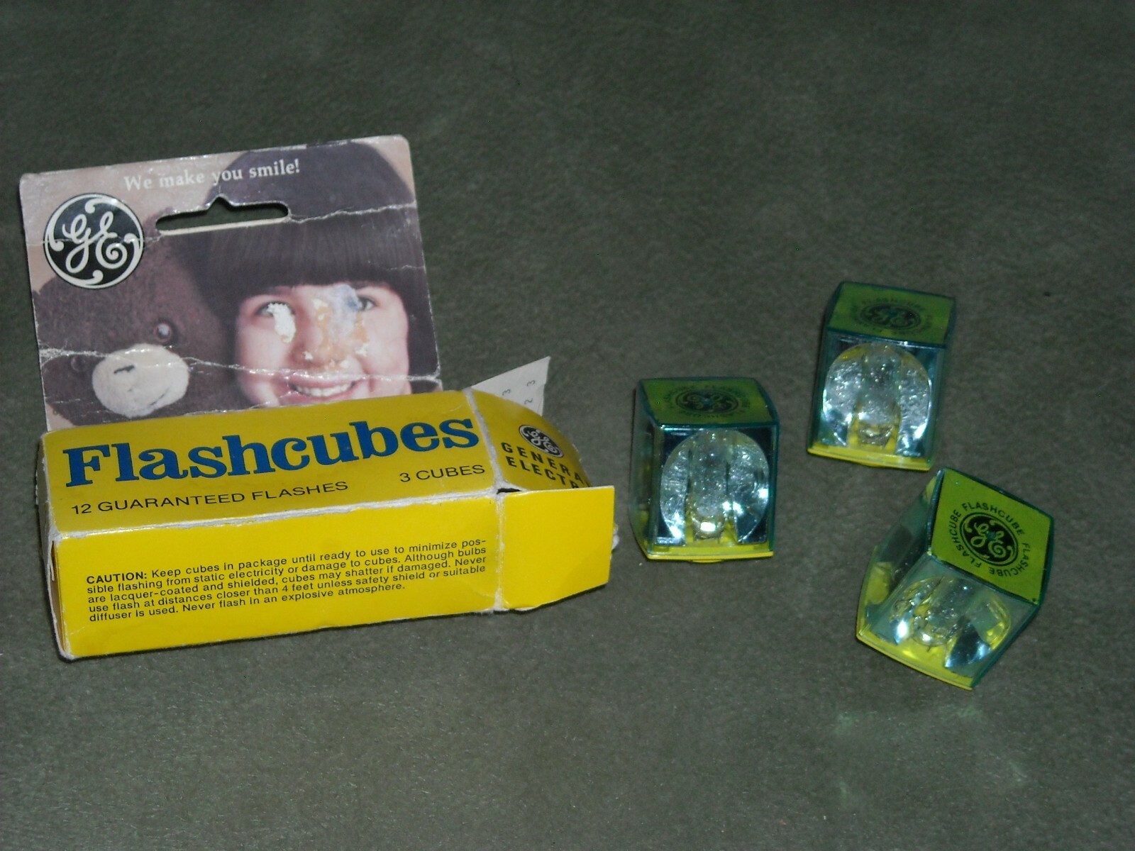 vintage GE flash cubes for your flashcubes camera 3 unused bulb general ...