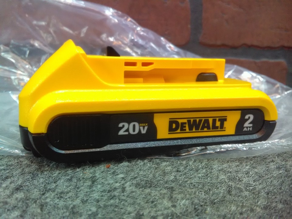 Genuine OEM Dewalt DCB203 20V MAX Compact 2.0 AH Li-Ion Battery Pack ...