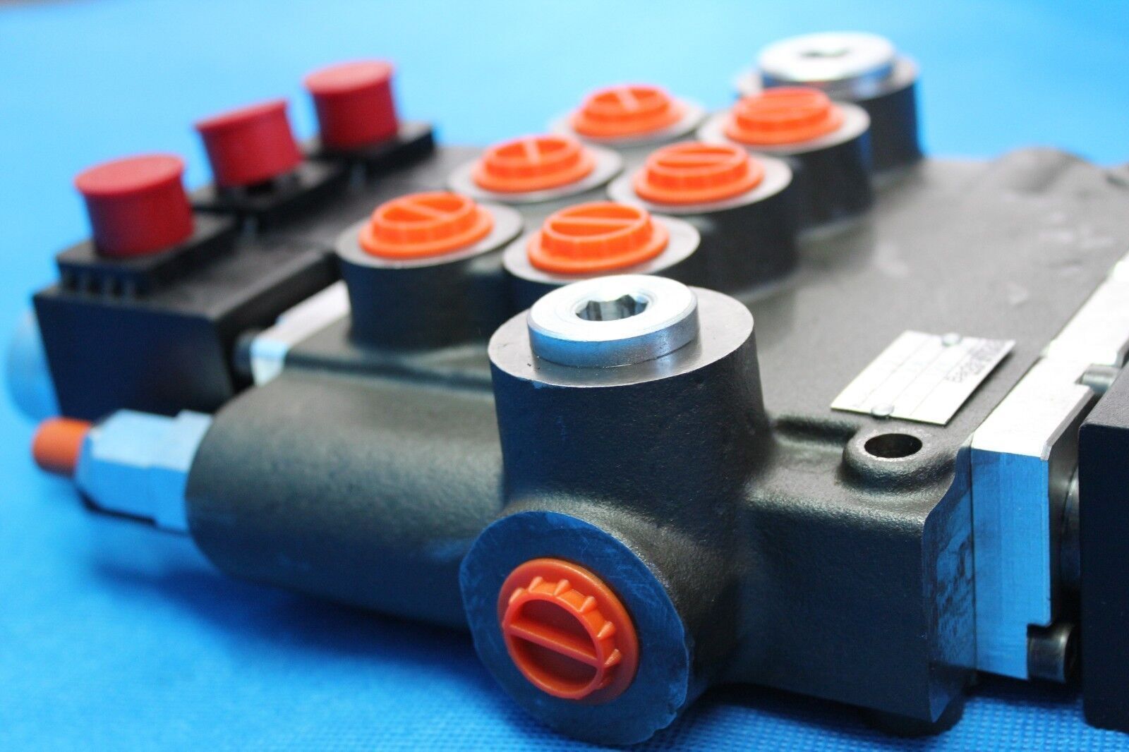 Hydraulic Bank Motor 3 Coil Valves 50L / Min Electric 12V + 1 Joystick ...