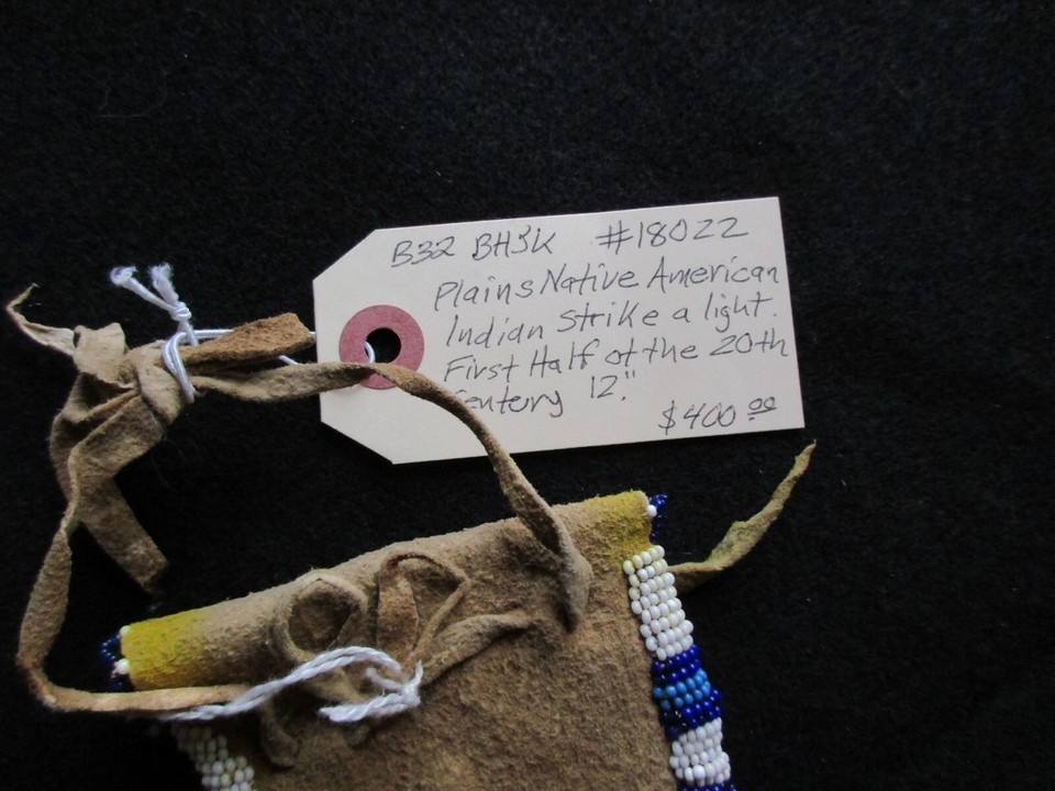 NATIVE AMERICAN BEADED LEATHER TOBACCO POUCH or MEDICINE BAG, DU-0423* ...