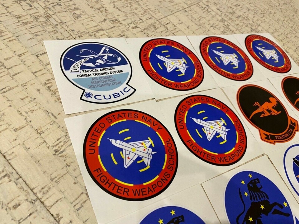 TOP GUN Stickers Tom Cruise Kawasaki GPZ900 Set of 25 decals (16 + 9 ...