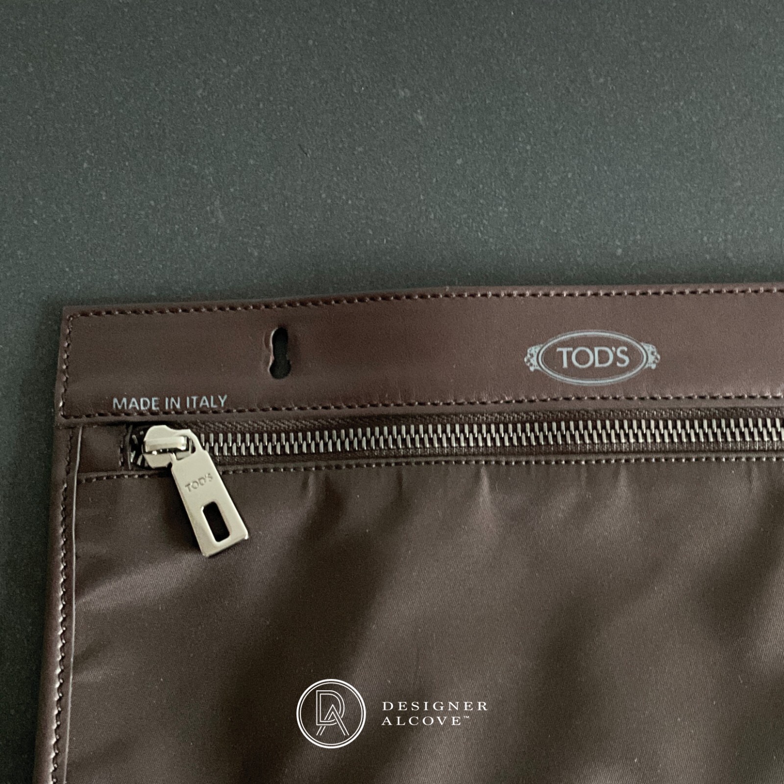 TOD'S Script Tote Bag in Brown Nappa Leather with Navy Trim Detail ...