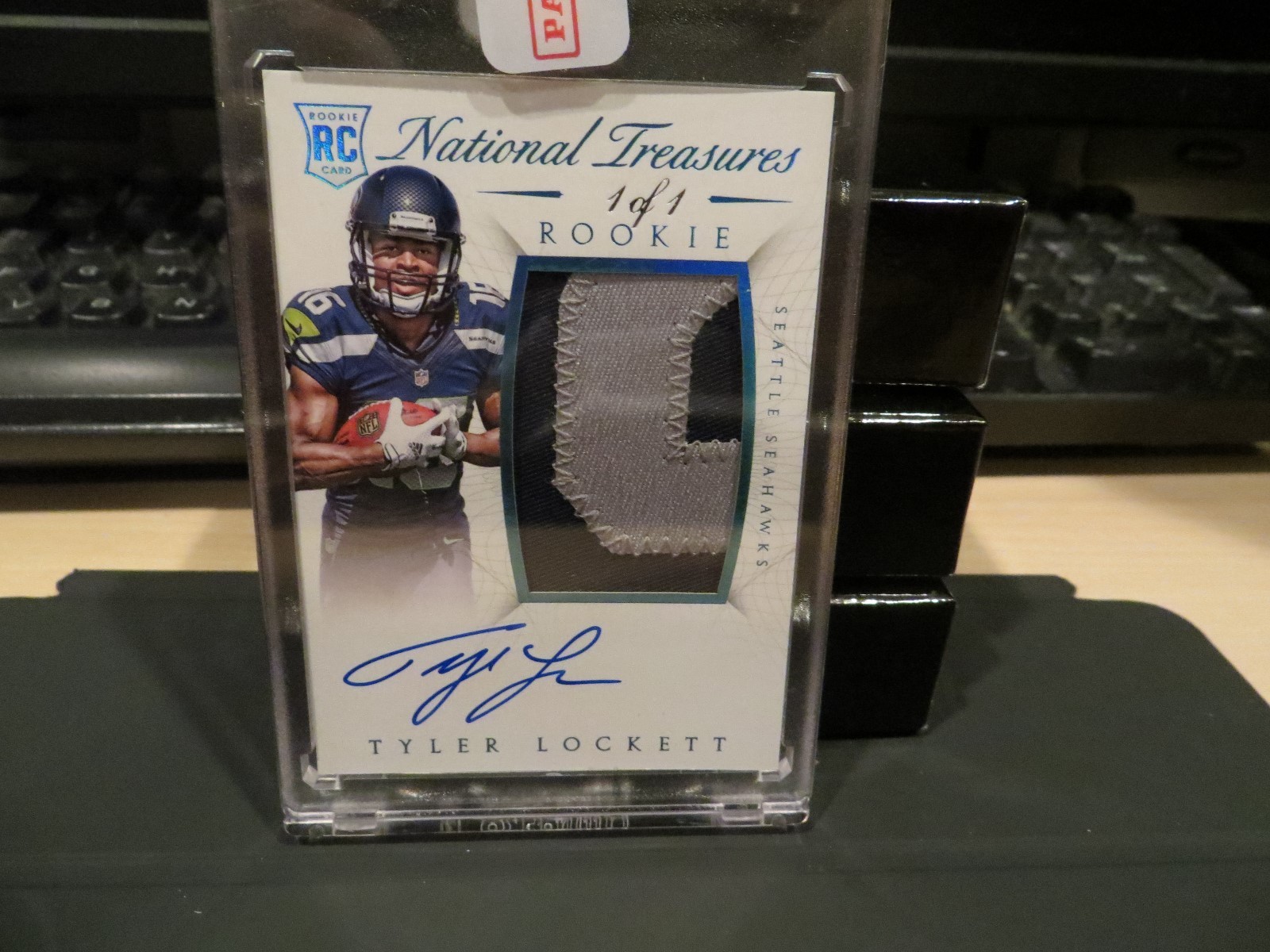 National Treasures Blue Rookie Autograph Jersey Seahawks Tyler Lockett ...