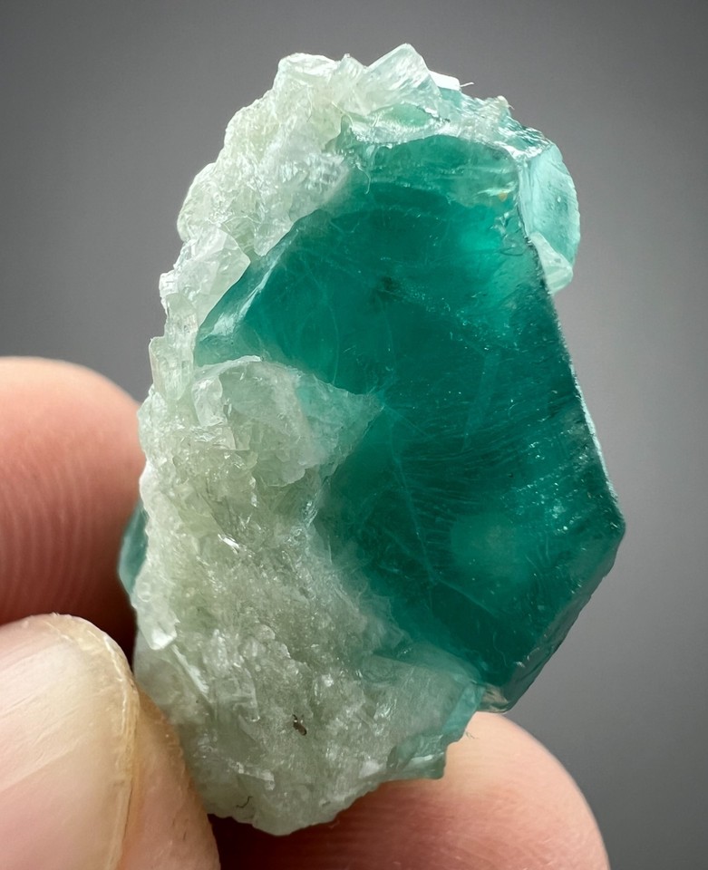 48 Ct Magnificent Fluorescent Green Hauyne Crystals from Afghanistan | eBay