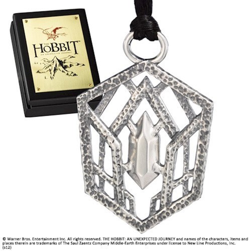 Thorin Silver Oak Shield Pendant - The Hobbit - Noble Collection | eBay