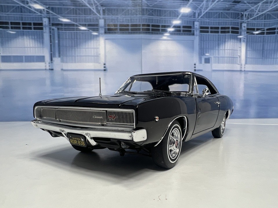 Danbury Mint 1968 Dodge Charger Movie “Bullitt” Black 1:24 Box* Paper ...