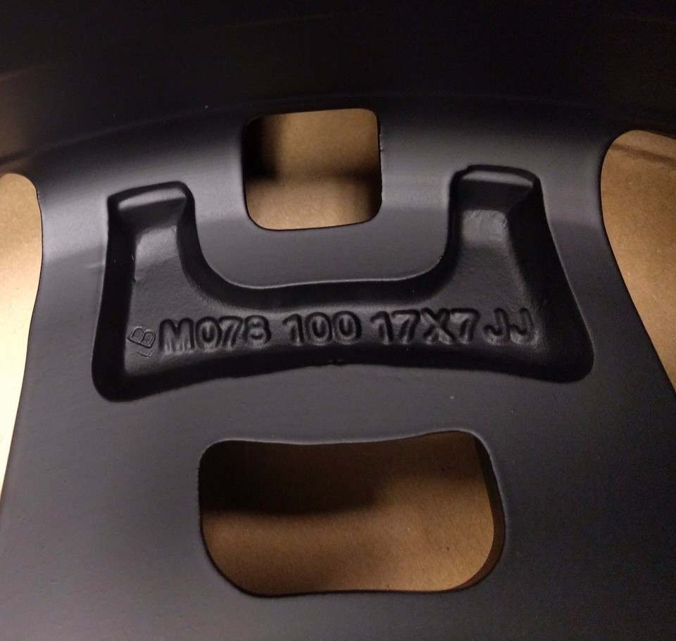 17" Black TRD Pro SEMA Wheel Toyota Tacoma, 4Runner, & FJ Cruiser 17X7 ...