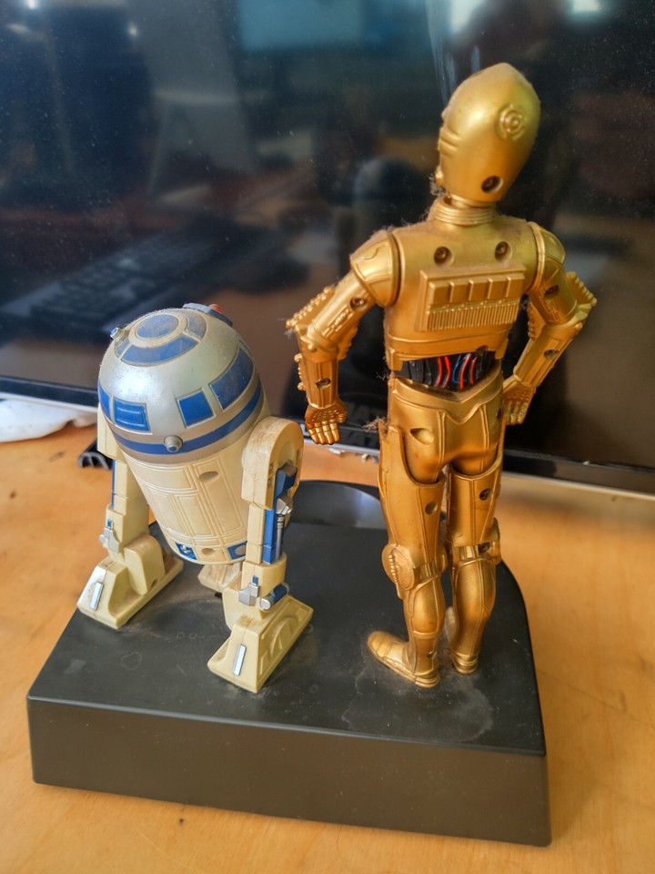 Vintage 1995 Star Wars Electronic Talking Action Piggy Bank R2-D2 C-3PO ...
