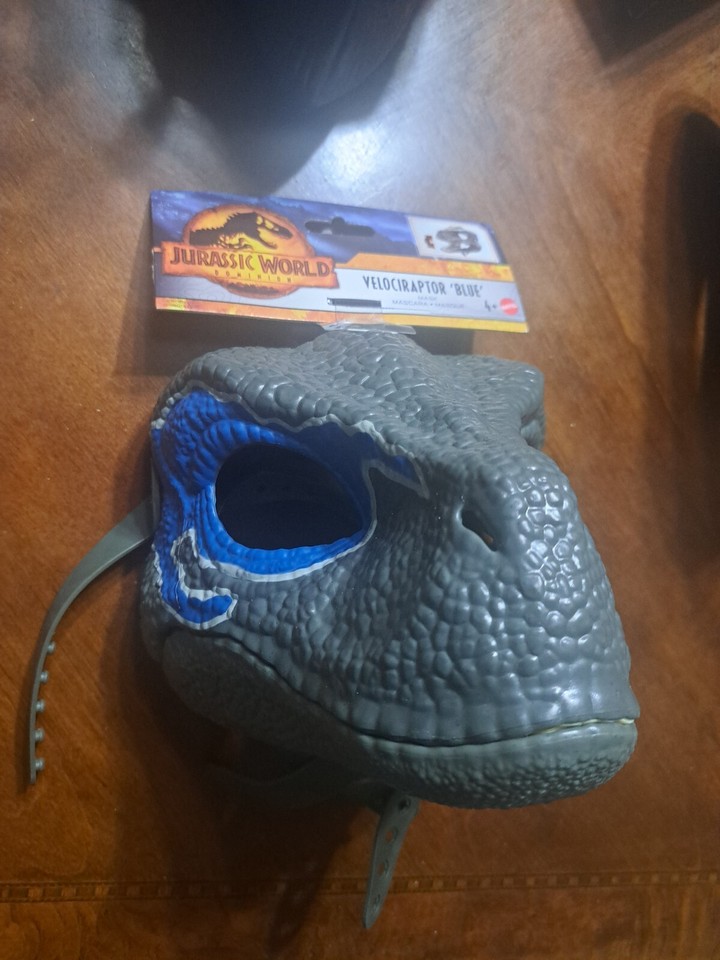 Jurassic World Dominion Velociraptor BLUE Dino Mask NEW plastic In Hand ...