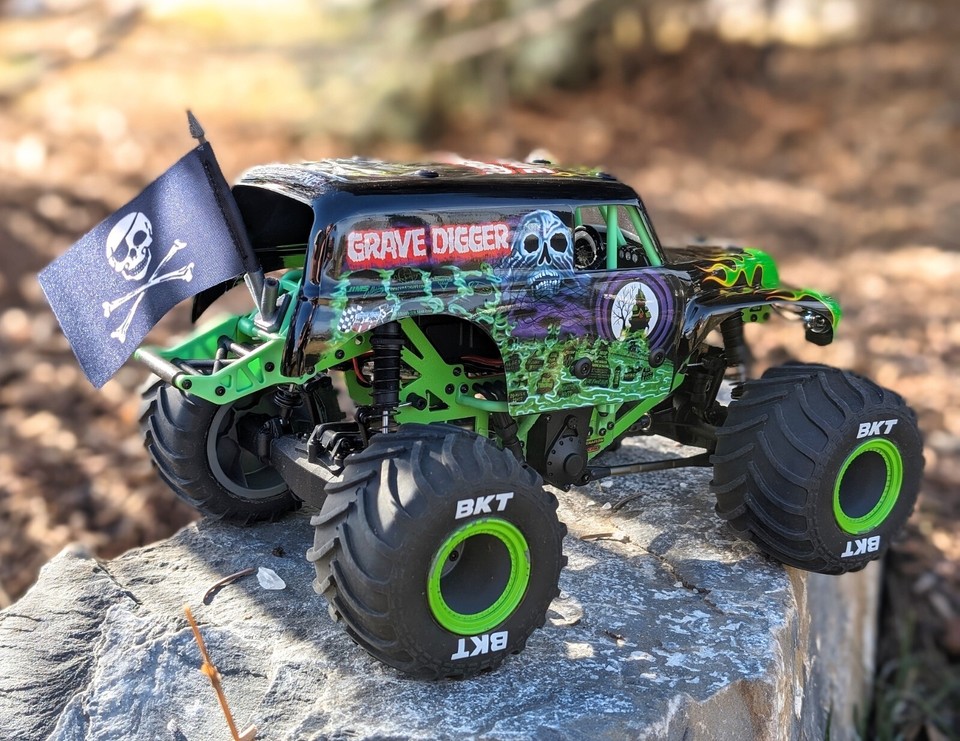 Oversteer Hobbies- Losi Mini LMT Pirate Flag Kit – Snap-In, Durable ...