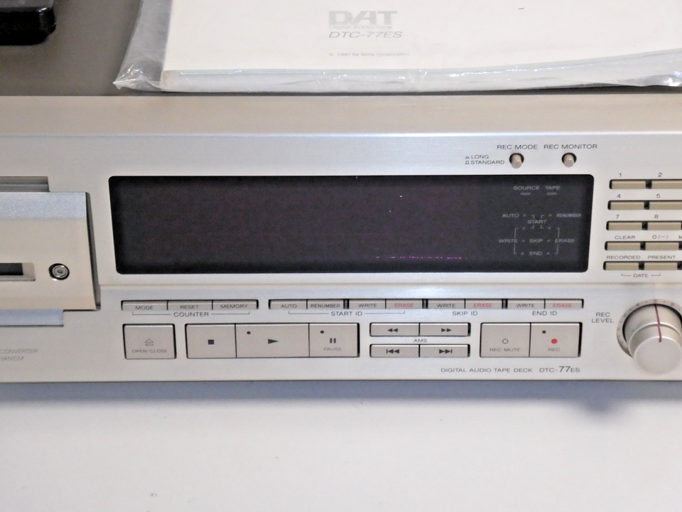 Sony DTC-77ES High-End DAT Recorder Champagne, FB&BDA, 2 Year Warranty ...