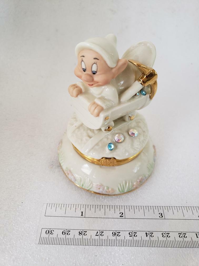 Disney Lenox Treasure Box Collection - Dopey | eBay