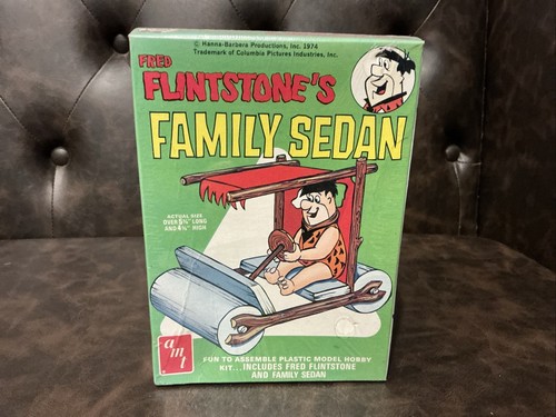 AMT FRED FLINTSTONE’S FAMILY SEDAN NEW SEALED BOX PLASTIC MODEL HOBBY ...