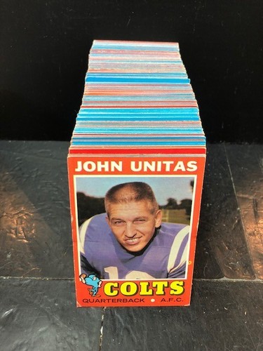 1971 Topps Football COMPLETE SET (263) EX/MT Condition! w/SGC 5 ...