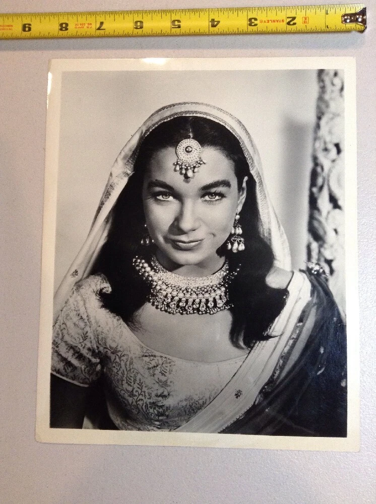 Aouda Around The World In 80 Days