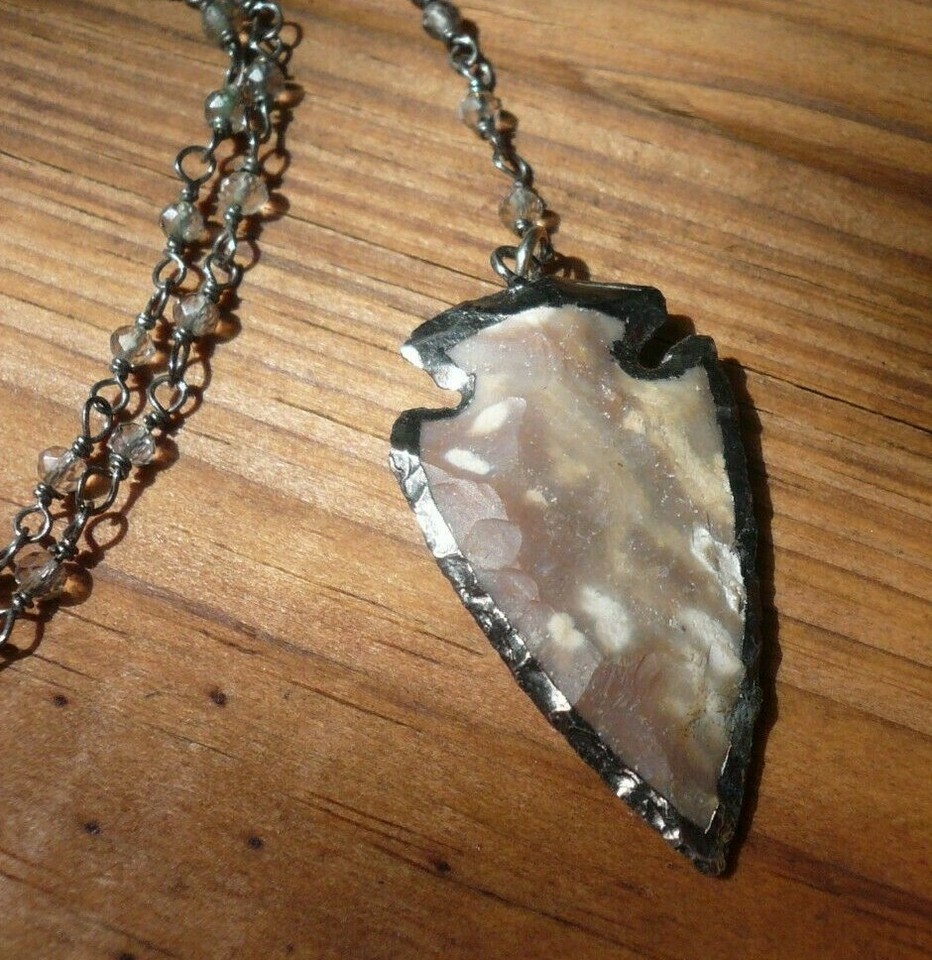 Fabulina Designs Arrowhead Wood Bead Pendant Necklace