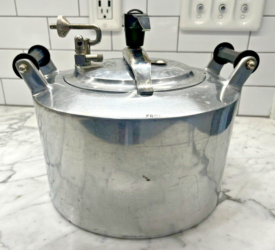 1934 - 49 Vintage Miracle Maid Cookware Mini Maid Magic Oval Pressure ...