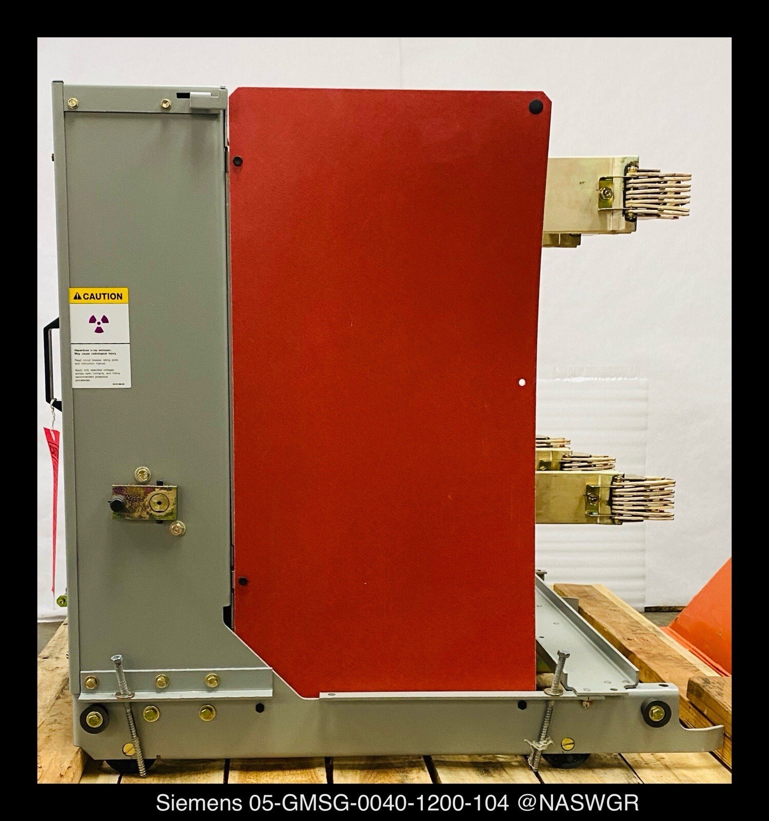 Siemens 05-GMSG-40-1200-104 Vacuum Breaker (E/O,D/O) - 1200A/4.76kV - Warranty | eBay