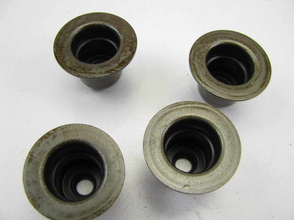 (4) NEW - OEM Ford F5RZ-6571-B Engine Valve Stem Oil Seal 1995-2006 2 ...