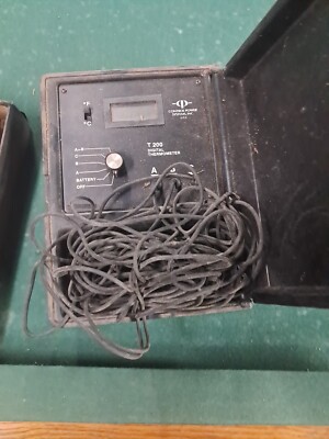 CPS Temp-Seeker T-200 Digital Thermometer | eBay