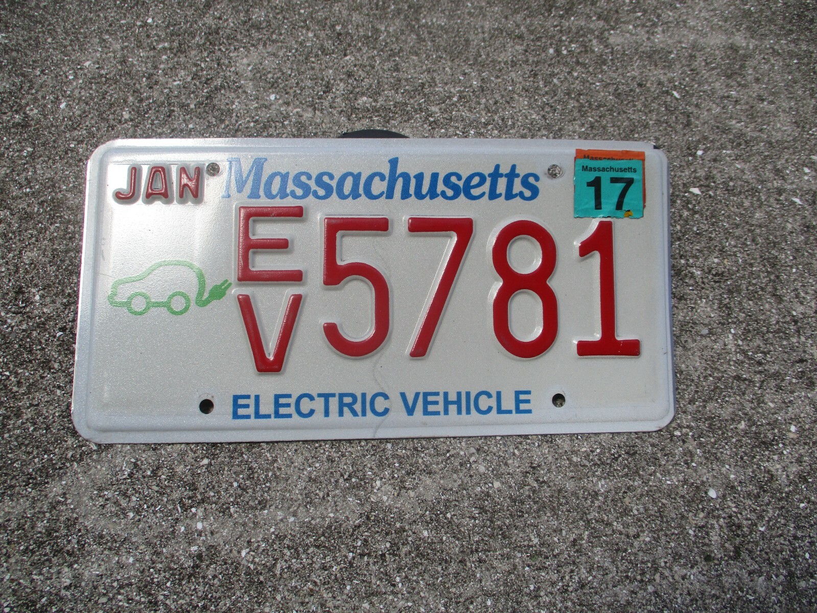 Massachusetts 2017 license plate # 5781 | eBay