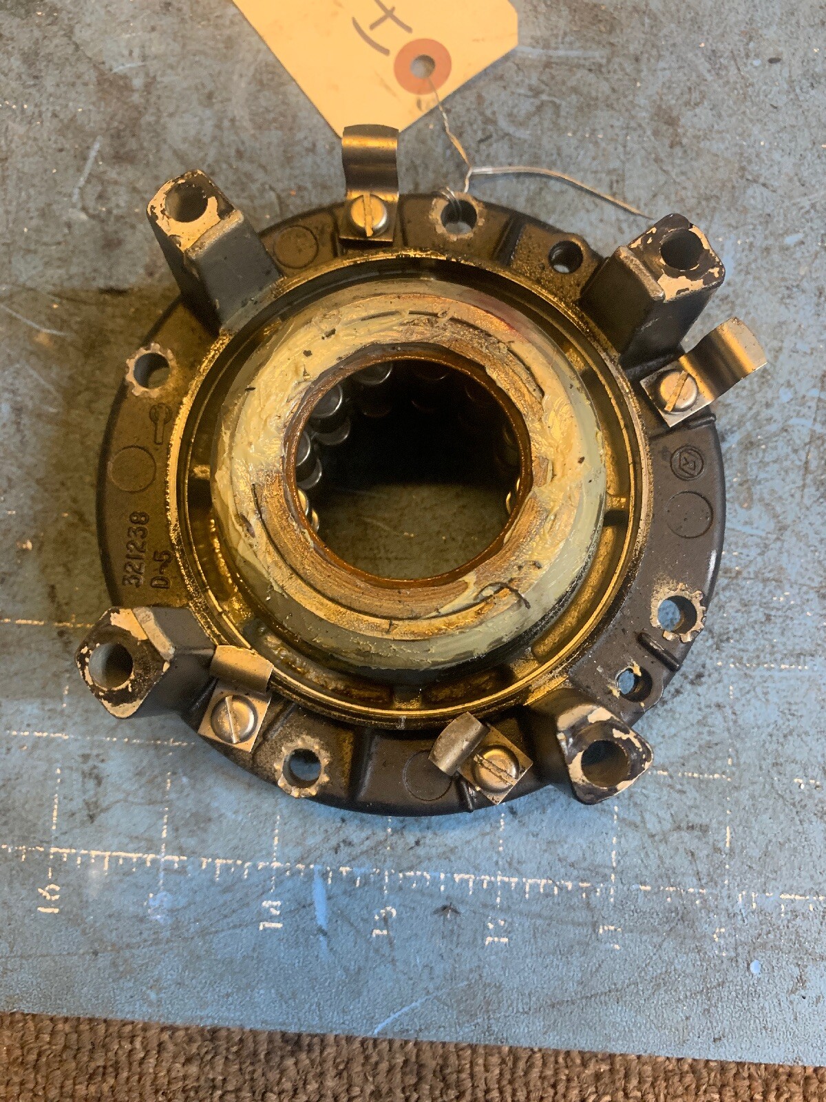 IP2186 OMC JOHNSON EVINRUDE UPPER BEARING CRANKCASE HEAD 387432, 88 ...