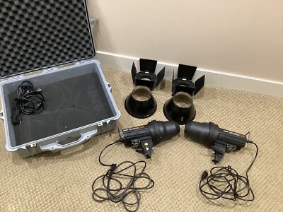 Calumet Genesis 200 Studio Light With Heavy Pelican 1600 Case | eBay