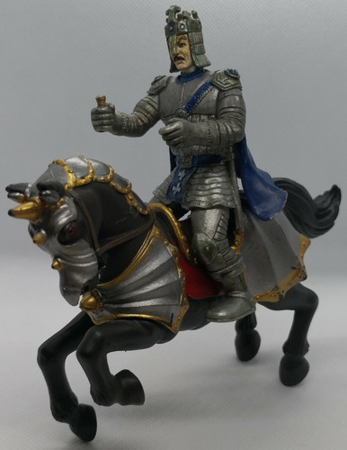 ELC Knight King Warrior on Horse Medieval Kingdom Action Figure 10cm ...