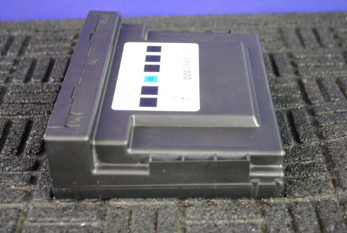 2014 2015 Chevrolet Malibu / Camaro Body Control Module BCM 13591300 ...