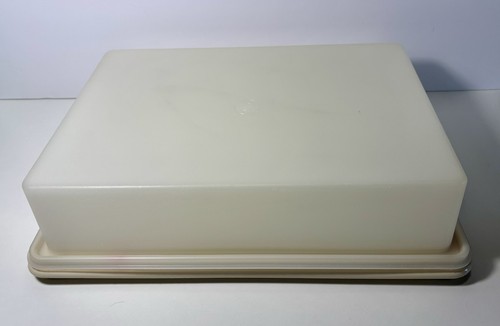 Vintage Tupperware 14" White Rectangle Cake Container Carrier 622 with ...
