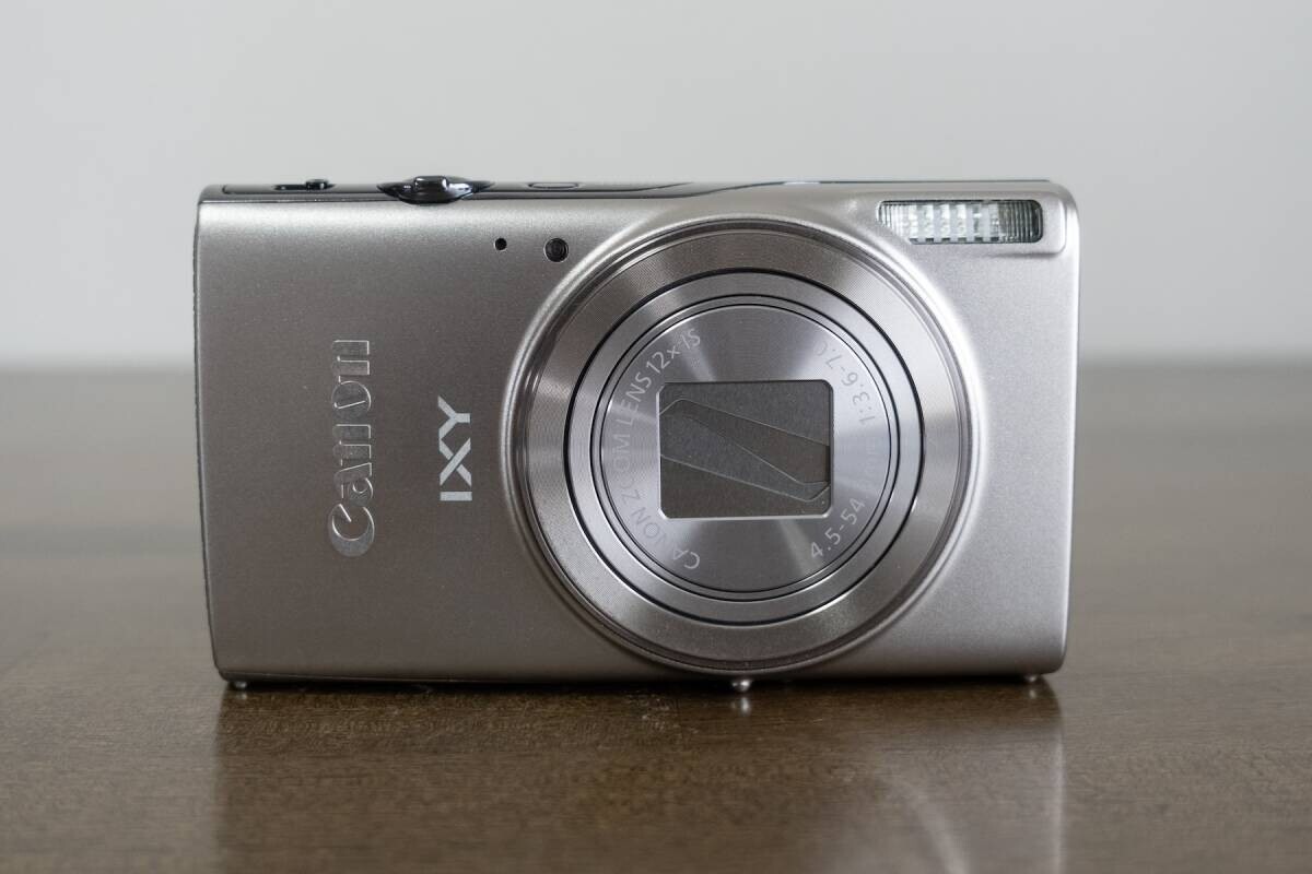 Canon IXY 650 Compact Digital Camera Silver English Languege Canon IXY 650 Compact Digital Camera Silver English Languege