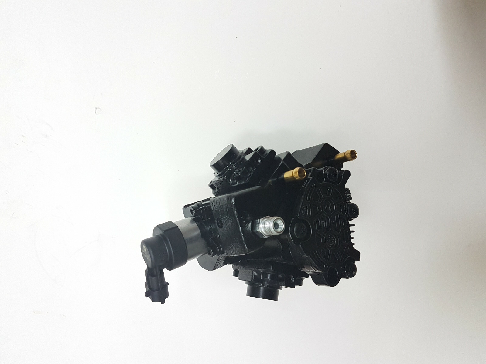 Bosch Diesel Pump 0445010136 16700MA70C for Nissan Patrol ZD30 Y61 ...