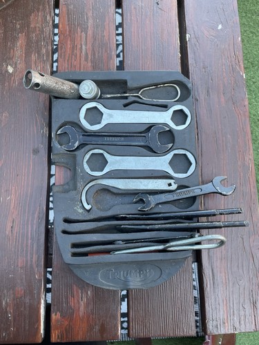 TRIUMPH 3TA AND 5TA COMPLETE TOOLKIT AND RUBBER TRAY | eBay UK
