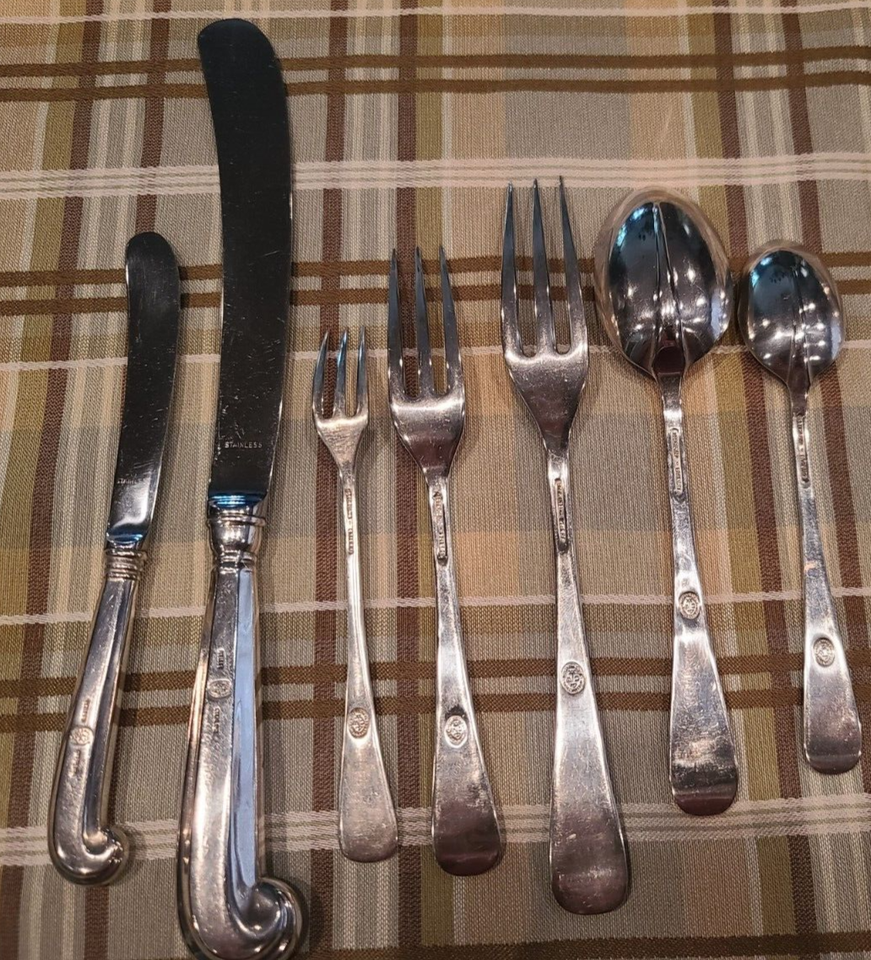 Queen Anne Williamsburg by Stieff Sterling Silver Flatware Set 12 ...