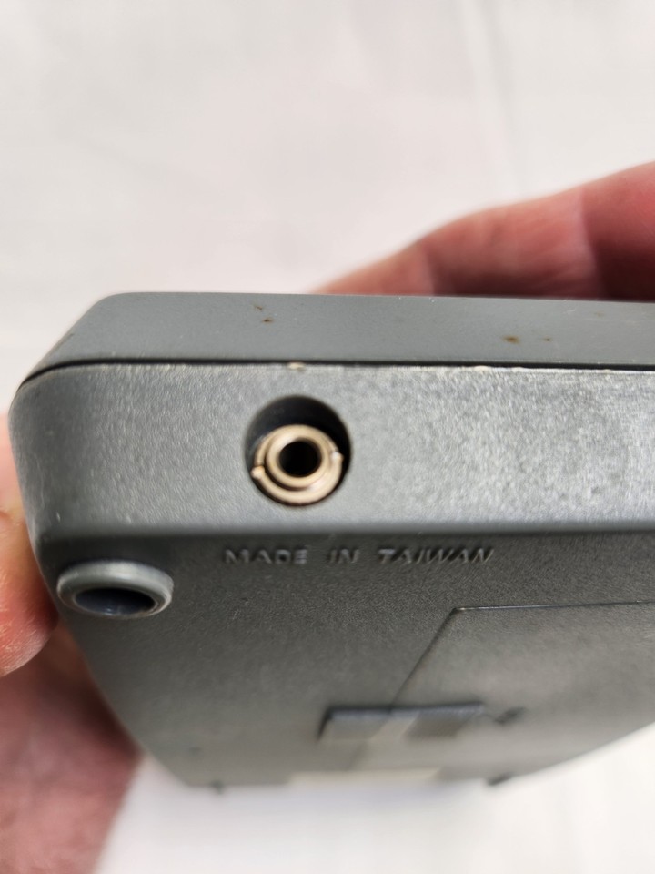 1981 Entex Space Invaders Handheld Portable Video Arcade Game TESTED ...