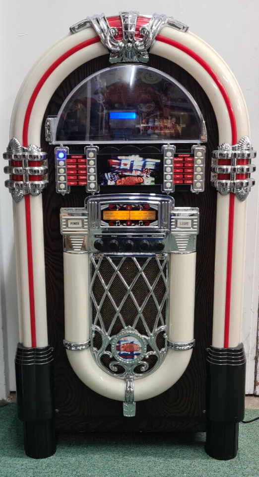 Stunning Free Standing Retro Style Jukebox CD Player, USB Radio with ...