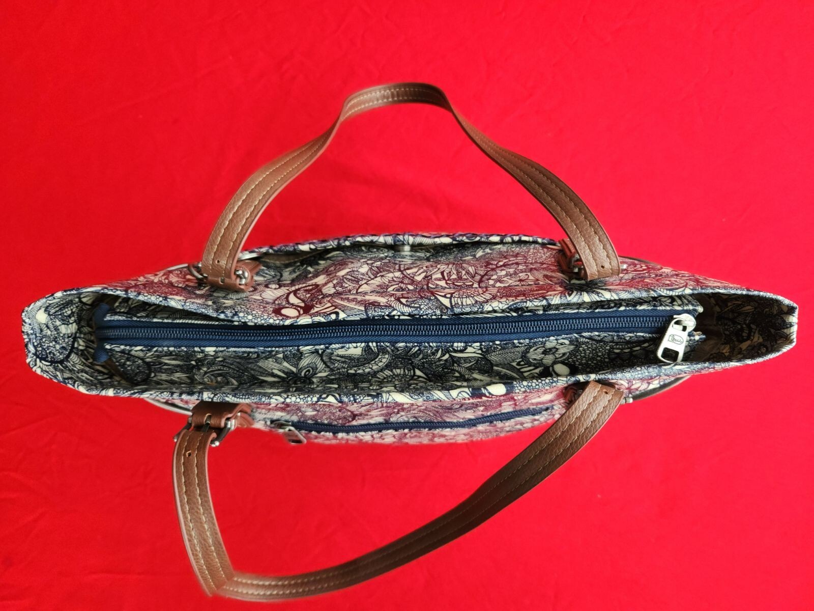 Sakroots Gray Artist Circle "Spirit Desert" Poly Coated Canvas Purse ...