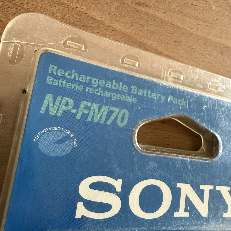 Sony NP-FM70 M Series 2360 mAh Li-Ion Battery Handycam Camcorder New | eBay