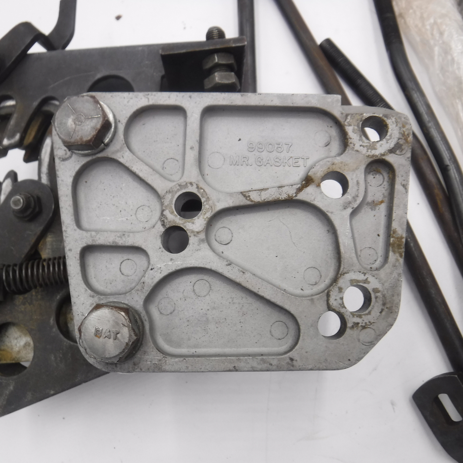 Mr Gasket V Gate Shifter w/ Hurst 4 Speed Shifter Mount 99037 and ...